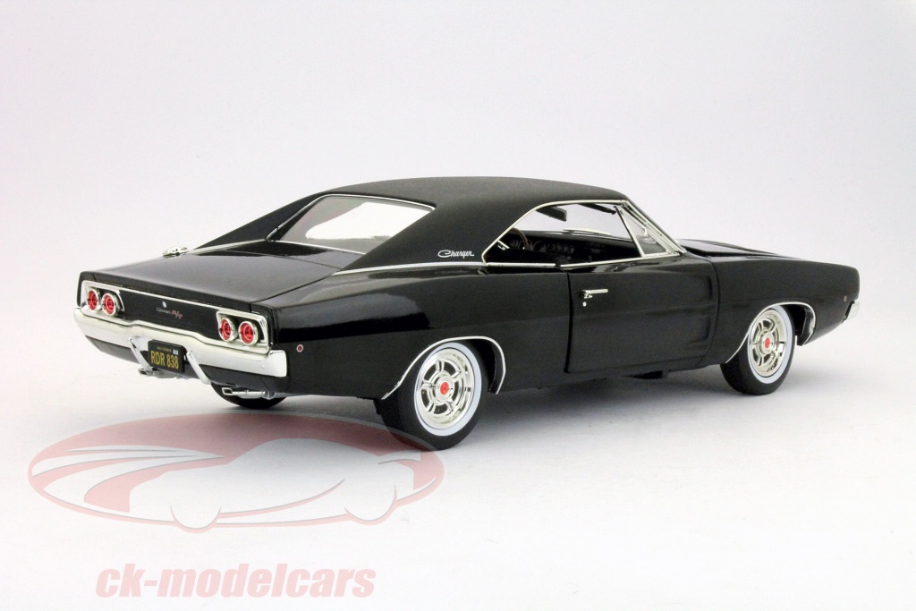 Greenlight 1:18 Dodge Charger R/T 440 Movie Car Bullitt Steve McQueen ...
