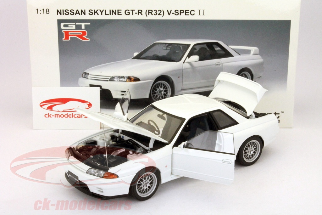 AUTOart 1:18 Nissan Skyline GT-R (R32) V-Spec II année 1994 blanc 77345 modèle voiture 77345 ...