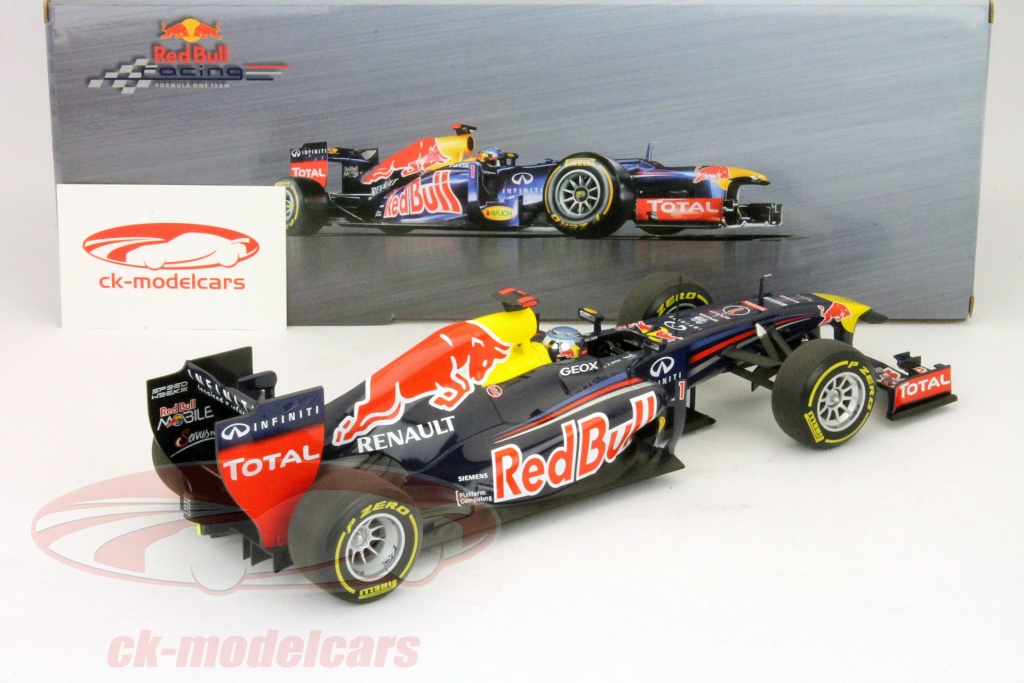 Minichamps 1:18 Vettel RedBull Renault RB8 Showcar formule 1 Champion ...