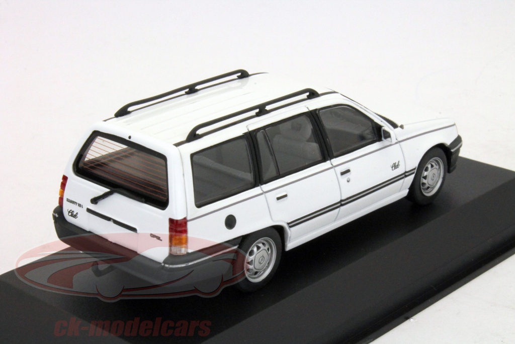 Minichamps 1:43 Opel Kadett Caravan année 1989 blanc 400045911 modèle ...