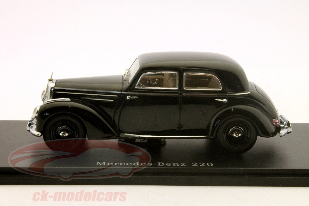 Spark 1:43 Mercedes-Benz 220 black B66040407 model car B66040407