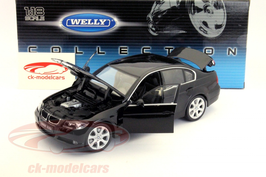 Welly 1:18 BMW 330i black 12561W model car 12561W 4022498019933