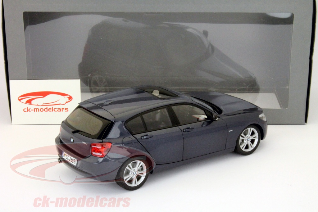 ParagonModels 1:18 BMW 1 Serie (F20) de color azul oscuro Paragon ...