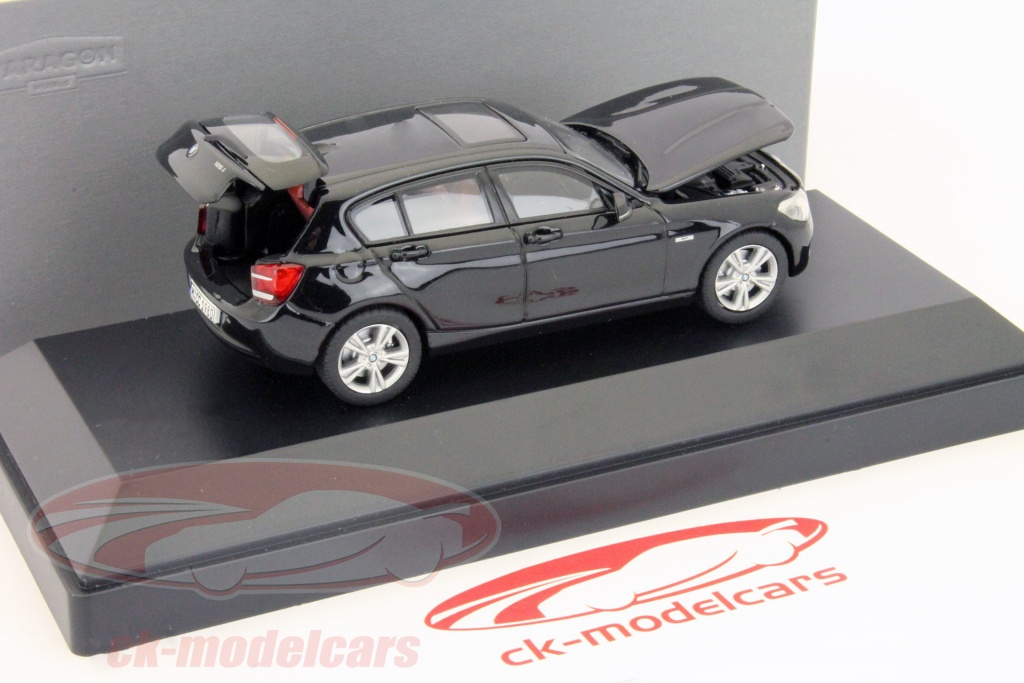 ParagonModels 1:43 BMW 1 Series (F20) black Paragon Models 91004 model ...