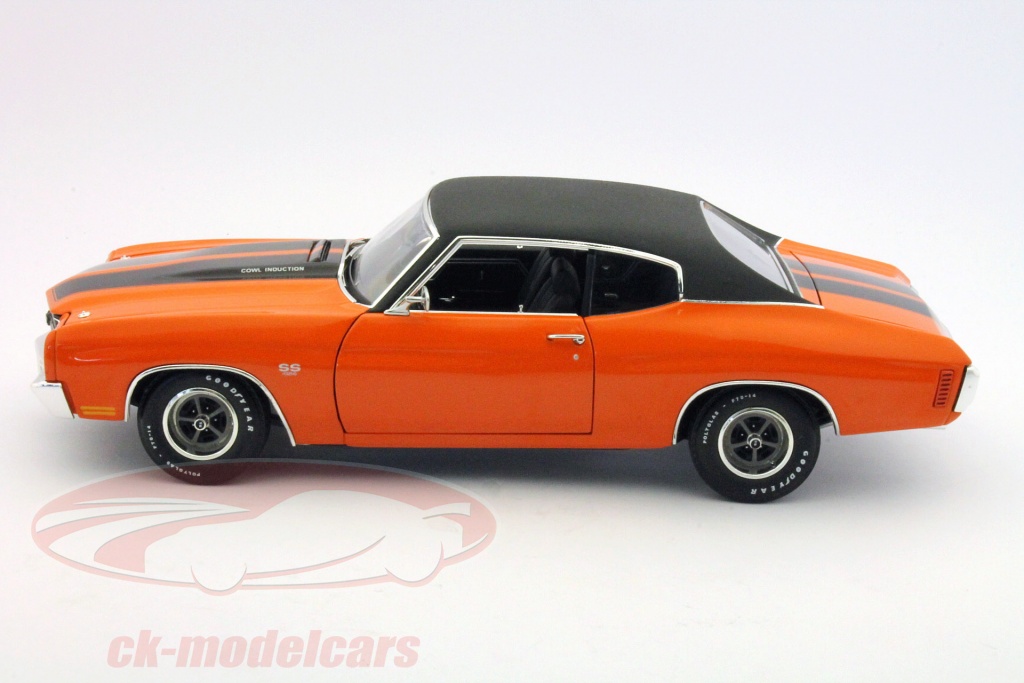 GMP 1:18 454 Year Built 1970 Chevelle LS7 orange with black roof ...