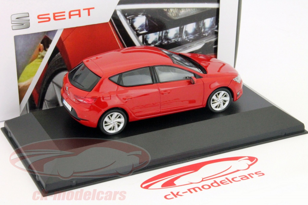 1:43 Seat Leon FR (5F) year 2013 emocion red Seat INDSE1025 model car ...