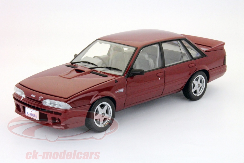 Biante 1:18 Holden VL Commodore SS Group A dark 1986 B182703A model car ...