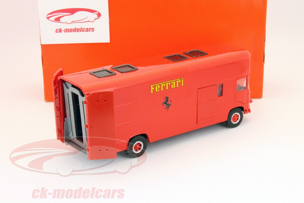 Old Cars 1:43 Scuderia Ferrari Renntransporter Iveco OM 160 Rolfo ...