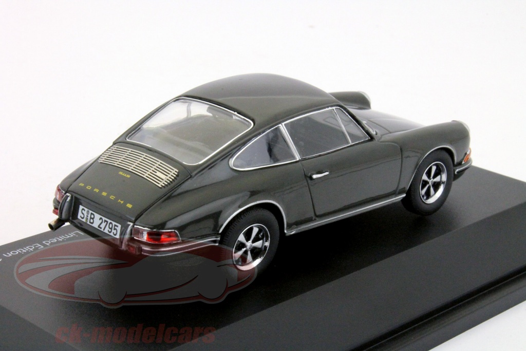 Schuco 1:43 Porsche 911 S Steve McQueen MovieCar Le Mans 1971 gray ...
