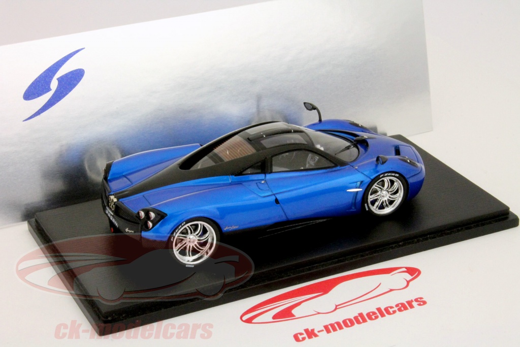 Spark 1:43 Pagani Huayra Year 2012 blue S3561 model car S3561 9580006935618