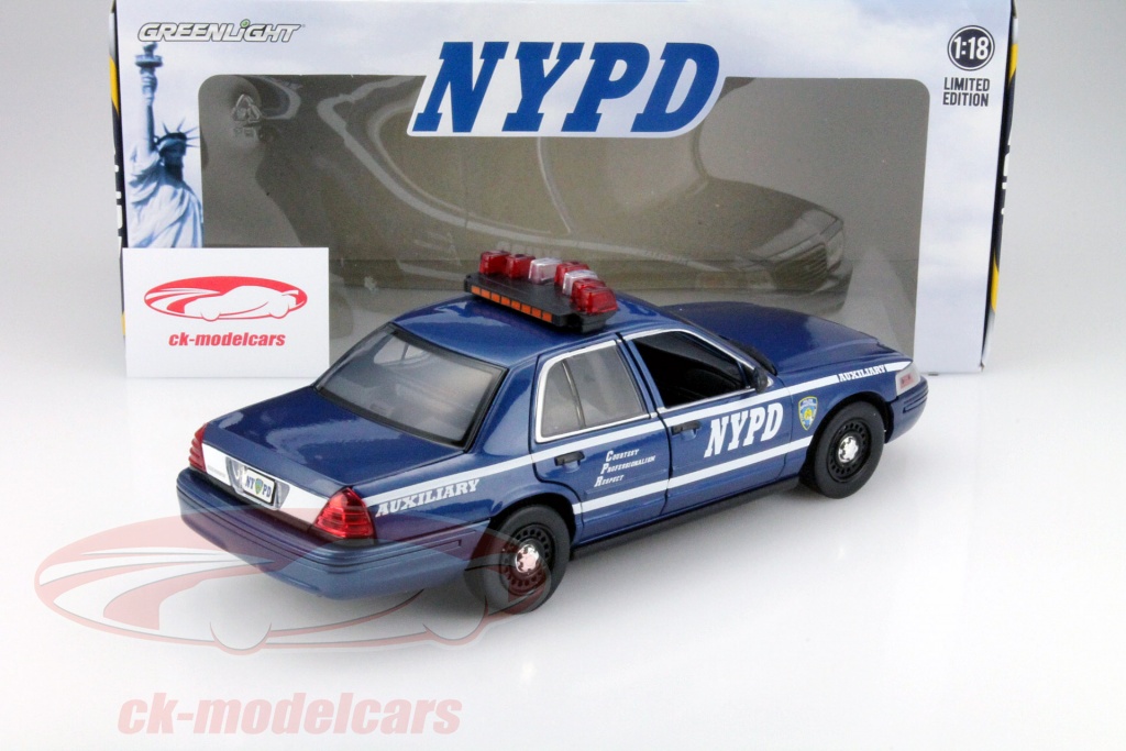Greenlight 1:18 Ford Crown Victoria NYPD Auxiliary Interceptor Police ...