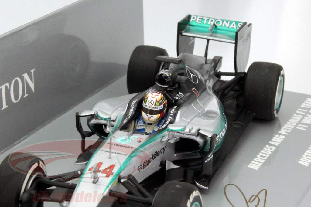 Minichamps präsentiert die Mercedes F1 W06 hybrid 2015 in 1:43