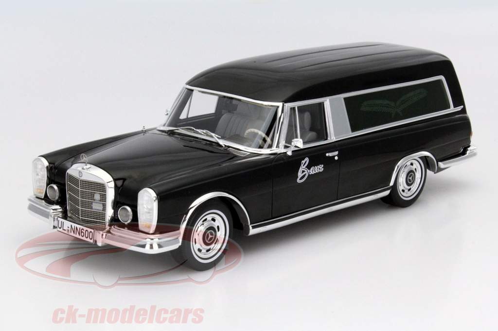 The last way: Mercedes-Benz 600 Hearse