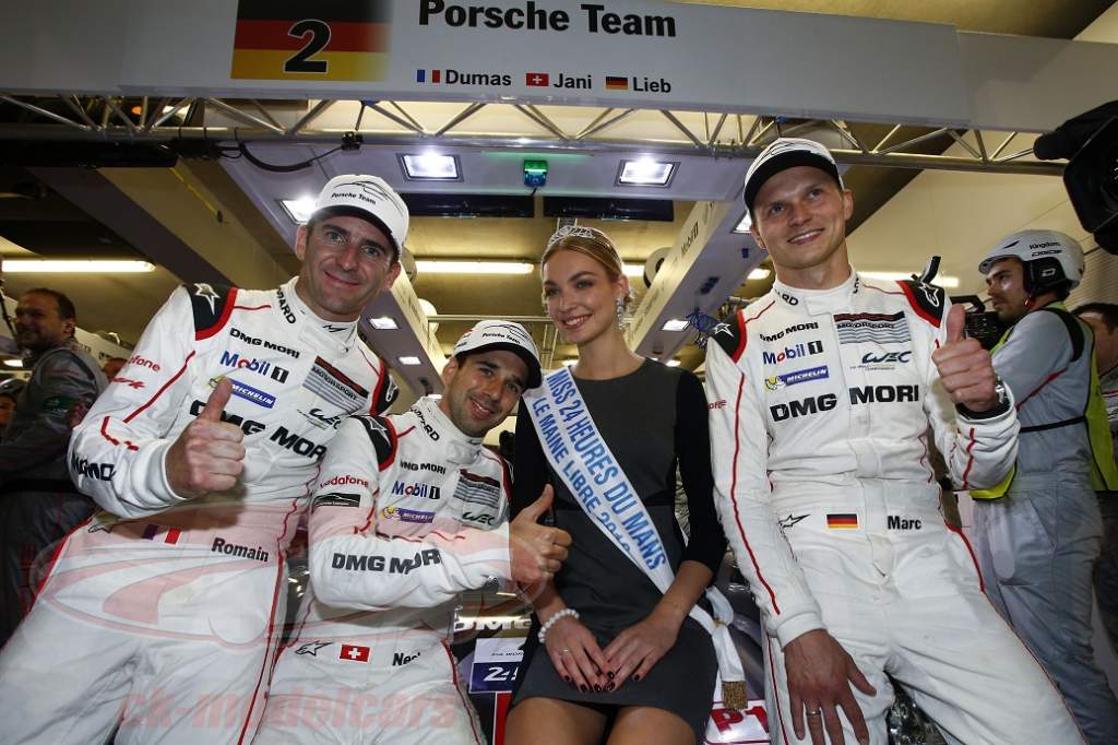 Congratulations - Porsche wins Le Mans 2016