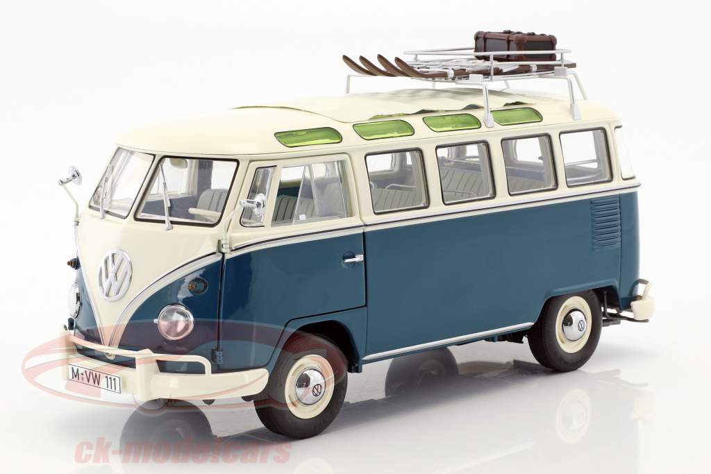 Volkswagen Samba-Bus: Twin sambas at the bus festival 2019