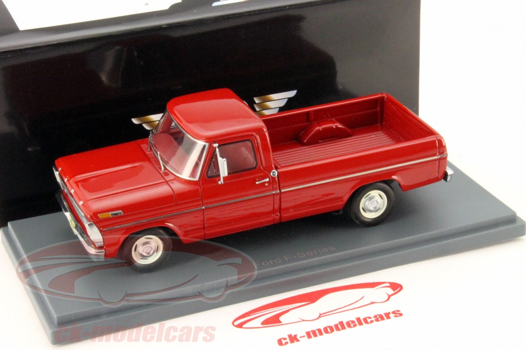Neo 1:43 Ford F-100 purple NEO44845 model car NEO44845 874250448451