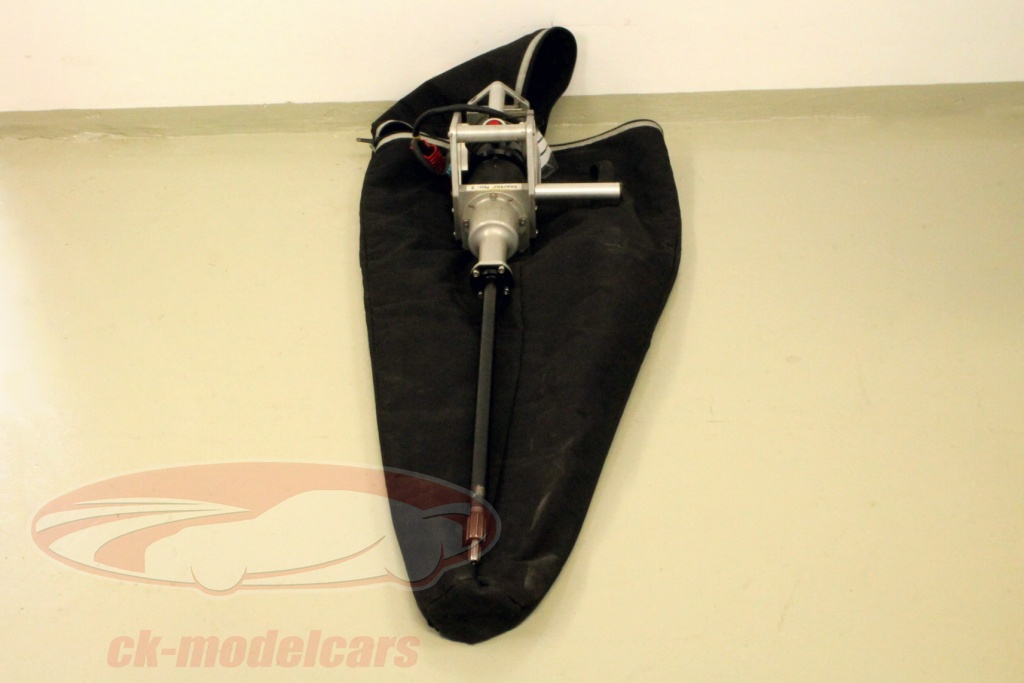 Formula 1 engine starter Nr. 2 Cosworth V8 Marussia F1 Team