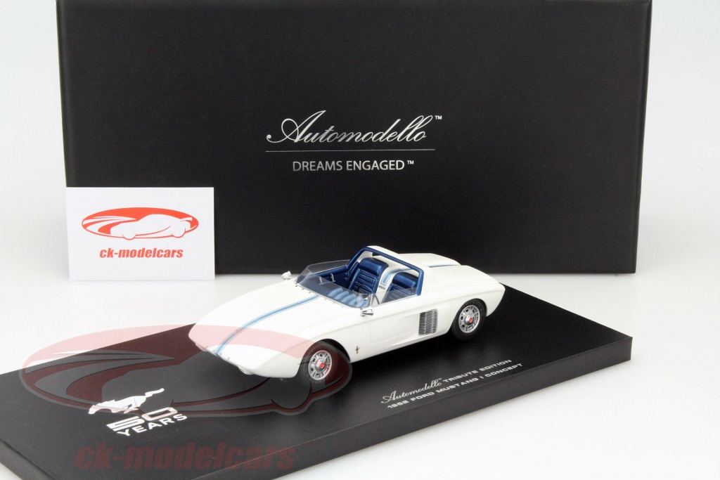 Automodello 1:24 Ford Mustang I Concept Car Year 1962 white / blue AM24 ...