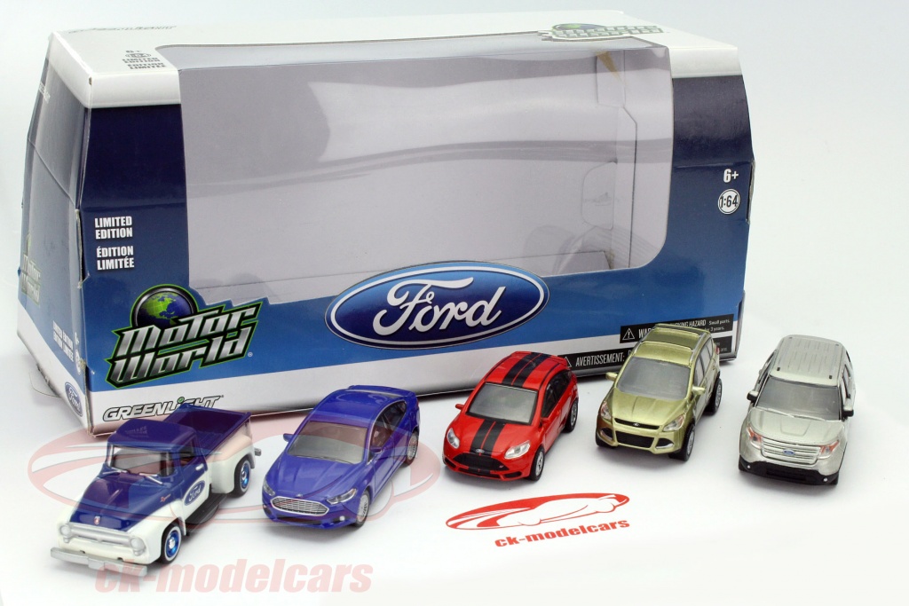 Greenlight 1:64 Ford 5-Car セット Motorworld Focus, Explorer, Fusion ...