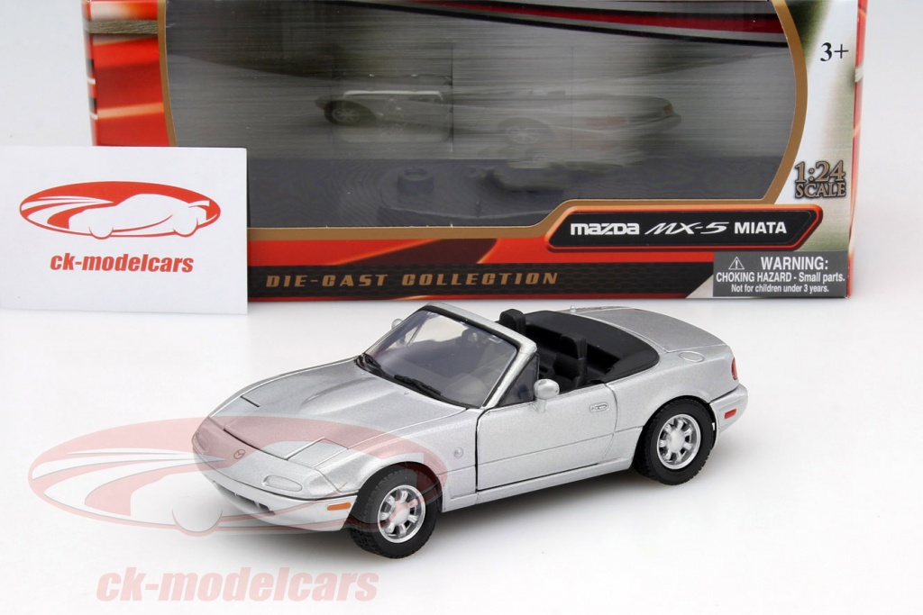 MotorMax 1:24 Mazda MX-5 Miata silver 73262 model car 73262 661732326211