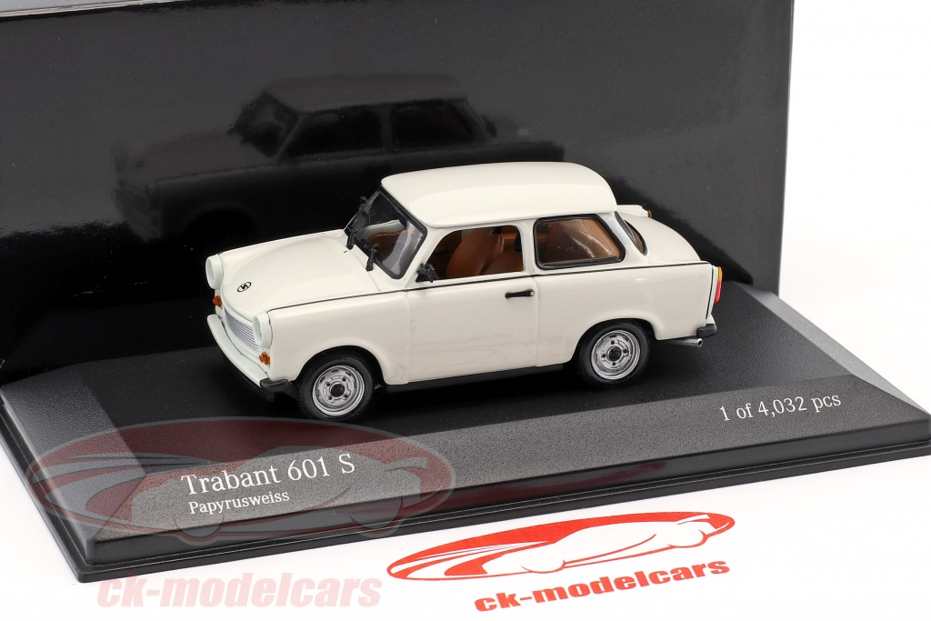 Minichamps 1:43 Trabant 601 S Bouwjaar 1964–1990 papyrus wit / vals oververpakking CK50906 model ...