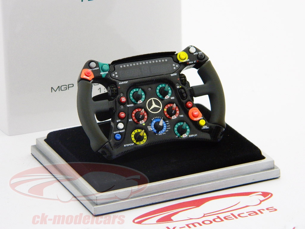 Amalgam 1:4 Schumacher / Rosberg Mercedes GP W03 formula one 2012 ...