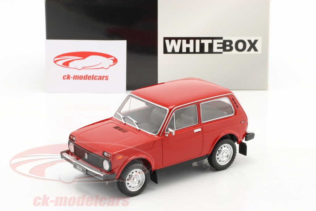 WhiteBox 1:24 Lada Niva red WB124133 model car WB124133 4052176652534
