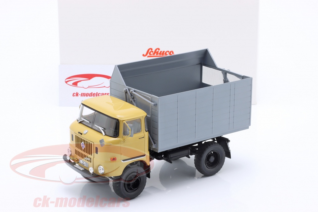 Schuco 1:32 IFA W50 SHA tipper light brown / grey 450786200 model car 450786200 4007864047338