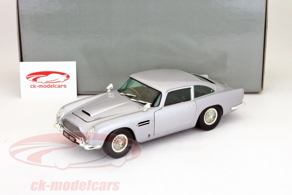 Sun Star Models 1:18 Aston Martin DB5 argent chro60051 modèle voiture ...