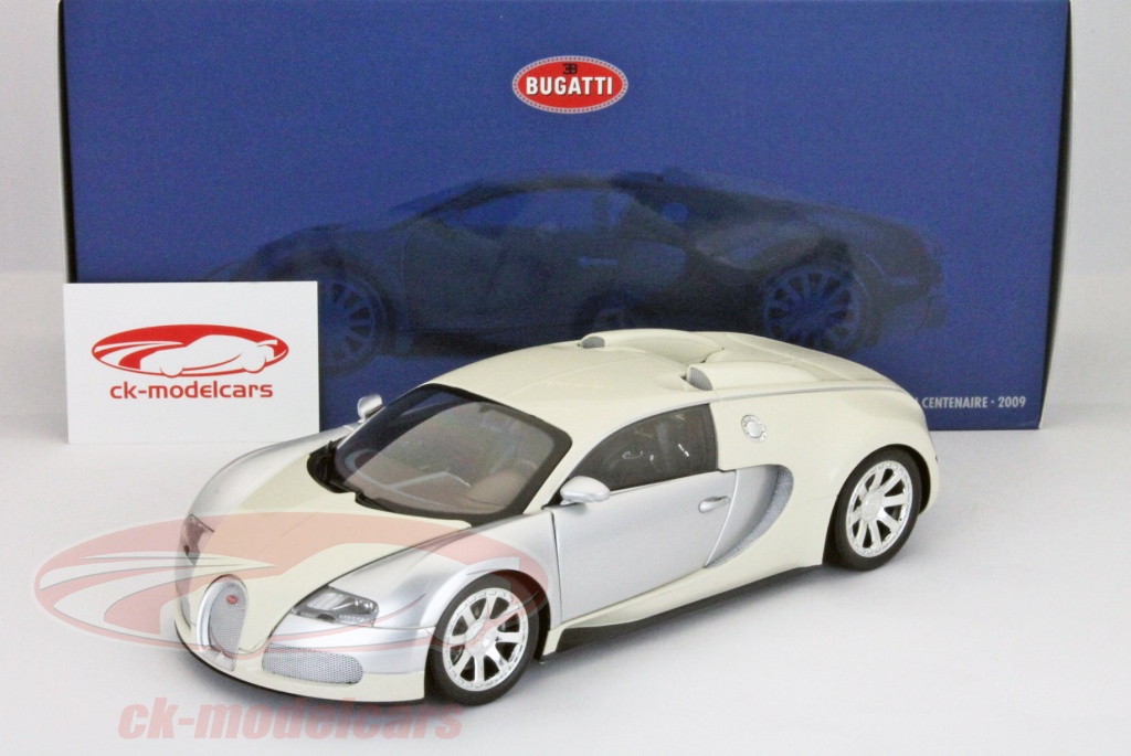 Minichamps 1:18 Bugatti Veyron edition Centenaire 2009 chrome / beige ...