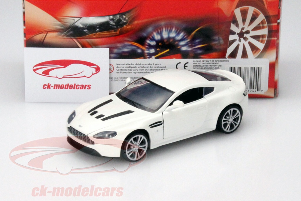 MotorMax 1:24 Aston Martin V12 Vantage cream white metallic 73357 model ...